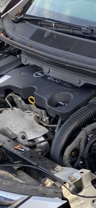 Silnik Opel Insignia Zafira B20DTH 2.0 CDTI 79 tyś.km. niekompletny ...