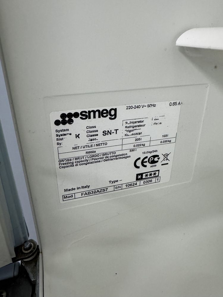 Холодильник Smeg: 24 000 грн. - Холодильники Стара Рафалівка на Olx