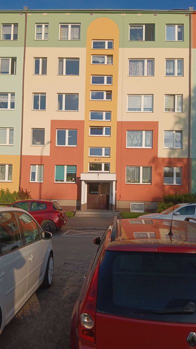 Sprzedam mieszkanie 3 pokojowe na osiedlu orle Jelenia Góra Cieplice ...