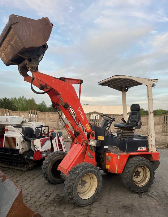 Miniładowarka 4x4 KUBOTA R310 z 2010 roku Koniecpol • OLX.pl