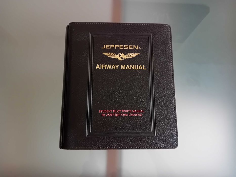 Jeppesen Airway Manual Queluz E Belas • OLX.pt
