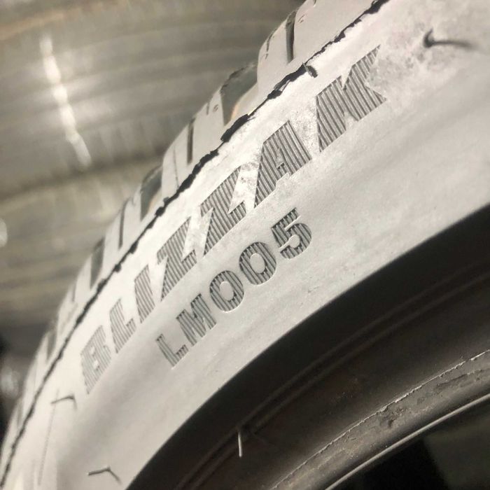 Шини 225/40 R18 Bridgestone Blizzak LM005 Пара Зима: 55 € - Автошини ...
