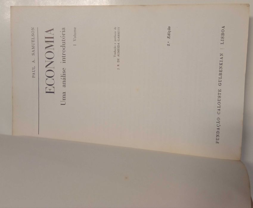 Economia, de Paul A. Samuelson Lamego (Almacave E Sé) • OLX Portugal