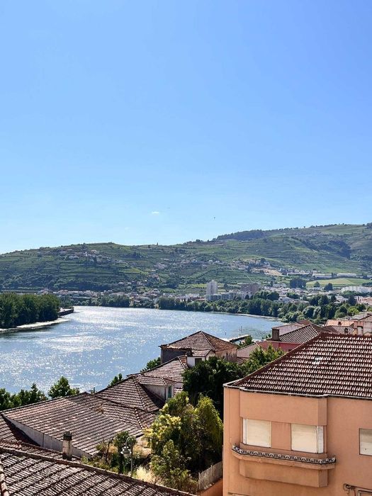 Venda apartamento t3 com varanda, centro da cidade Peso Da Régua E ...