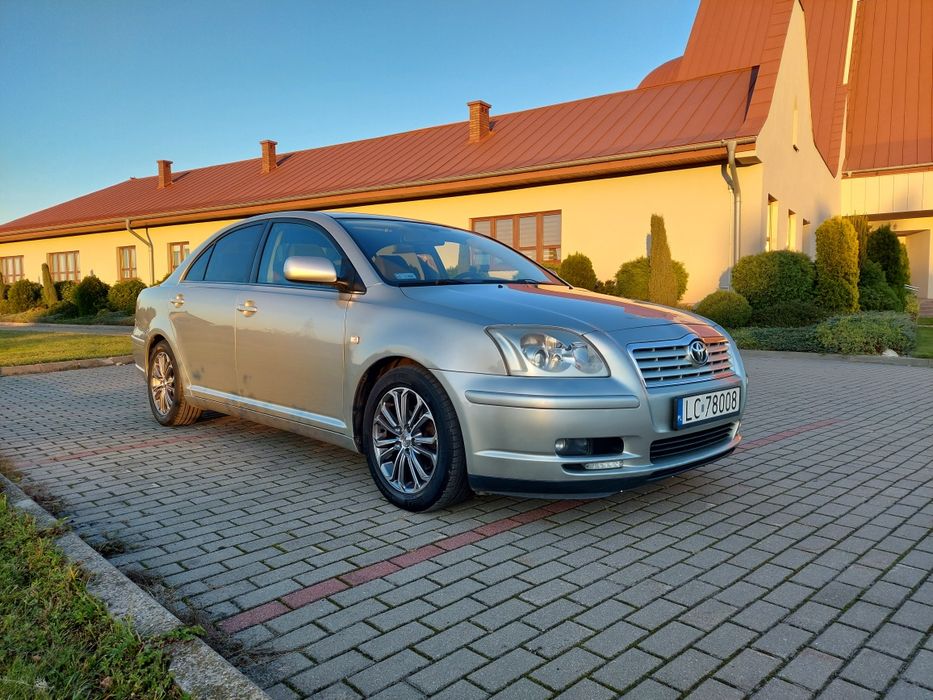 Toyota Avensis 1,8+gaz brc super stan Chełm • OLX.pl
