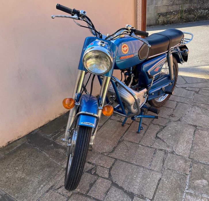 Mota - Famel ZUNDAPP KS 50 Barcelos, Vila Boa E Vila Frescainha (São Martinho E São Pedro) • OLX.pt