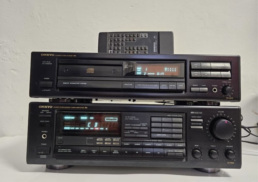Pilot! Amplituner Onkyo TX-7830/ Odtwarzacz CD Onkyo DX -6810 Bytom ... Pilot! Amplituner Onkyo TX-7830/ Odtwarzacz CD Onkyo DX -6810 Bytom ...