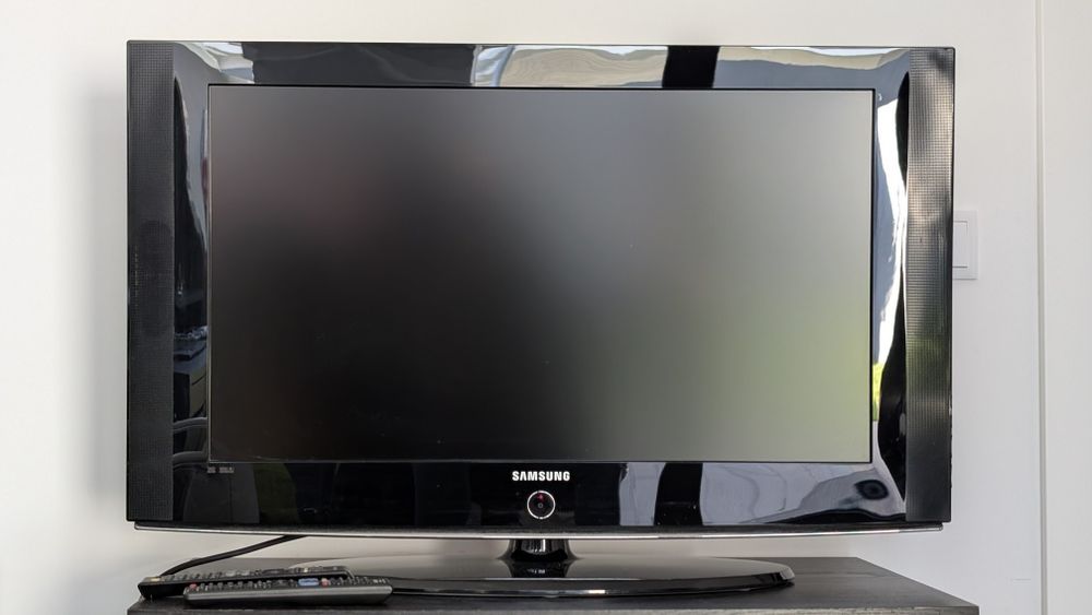TV HD Samsung LE-32S81B Ermesinde • OLX.pt