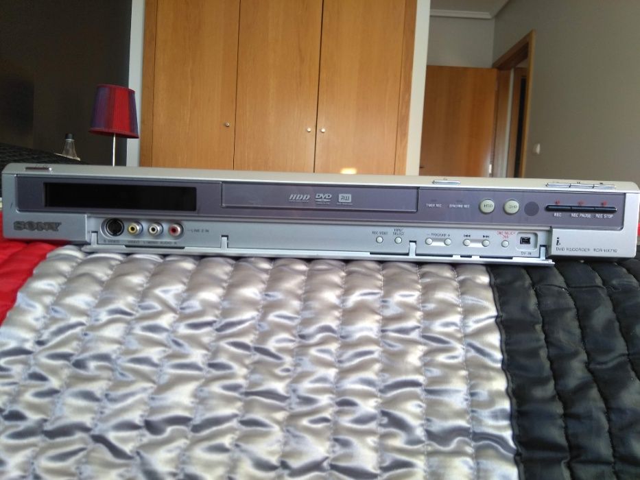 SONY RDR-HX710 - Leitor e Gravador de DVD's com Disco Rígido Moreira ...