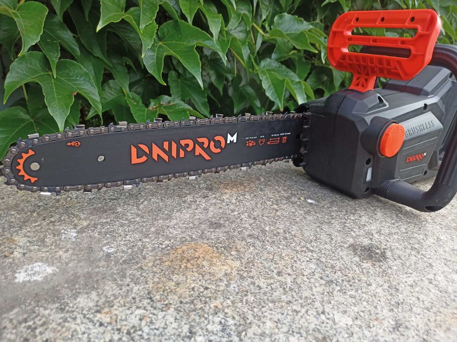 Аккумуляторная цепная пила Dnipro-M DCS-200BC Dual: 4 500 грн. - Електроінструмент Київ на Olx