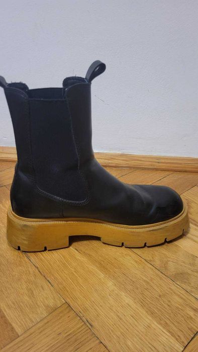 Челсі Mango у відмінному стані.: 150 грн. - Челсі Новояворівськ на Olx