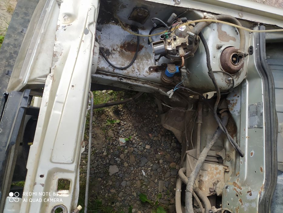 Продам ваз 2199 дивіться уважно фото: 400 $ - ВАЗ Чернівці на Olx