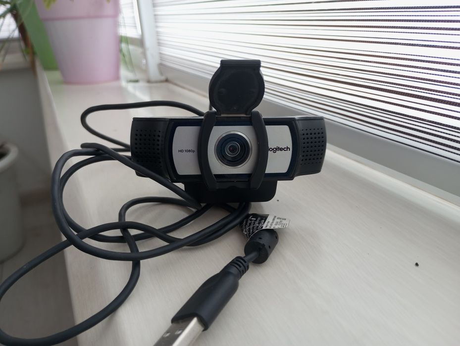 Веб-камера Logitech c930e: 1 100 грн. - Периферійні пристрої Львів на Olx