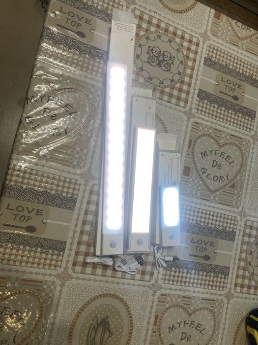 Линейные аккумуляторные лед светильники: 370 грн. - Освітлення Київ на Olx