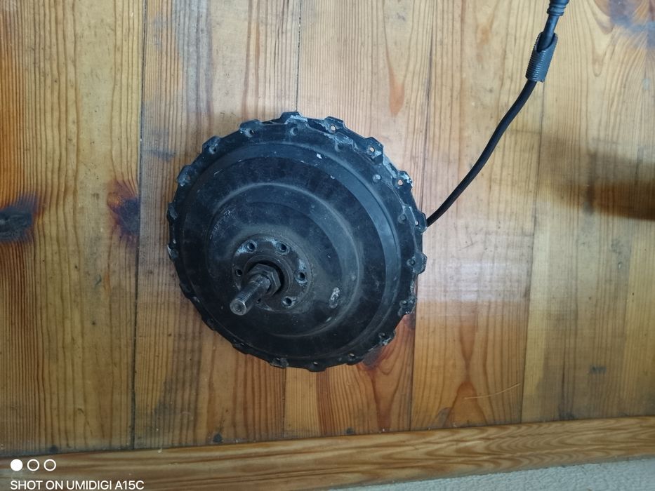 Заднее мотор-колесо MXUS 01R 48V 700W Заднее мотор-колесо MXUS 01R 48V ...