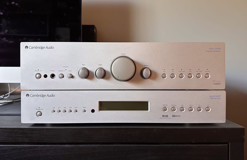 Wzmacniacz Cambridge Audio 540A v2 i tuner Cambridge Audio 640T v2 ...