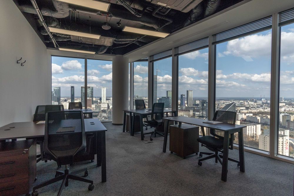 Warsaw HUB Rondo Daszyńskiego biuro 7-os. z widokiem z 26. piętra ...