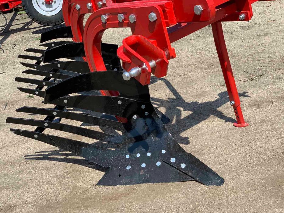 Плуг эксцентричний UNLU Деметра 3 корпуса перьевой отвал МТЗ 80 МТЗ 82: ...