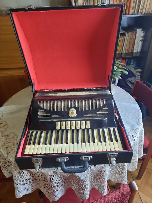 Akordeon Firotti 120 basów Rachwałowice • OLX.pl