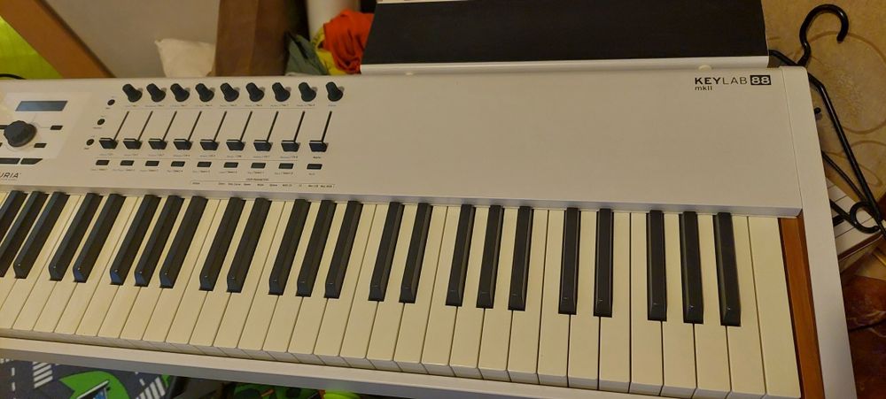 ARTURIA keylab 88 mk2 klawiatura sterująca biała na gwarancji Grodzisk ...