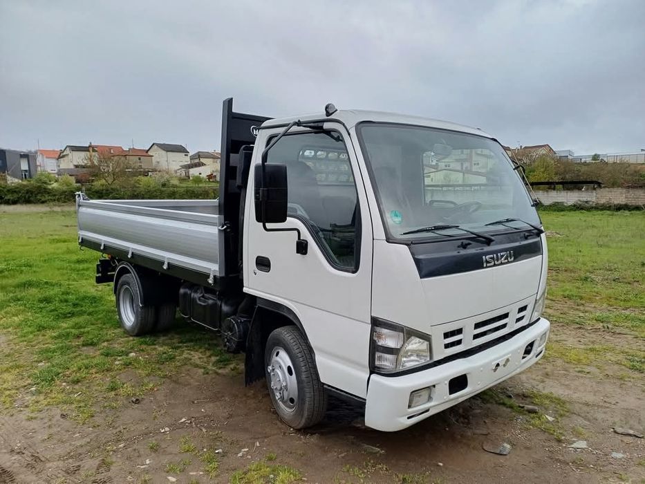 ISUZU 'NPR' [TRI-Basculante] • 3.0L》150HP • Ligeira Águas Santas • OLX.pt
