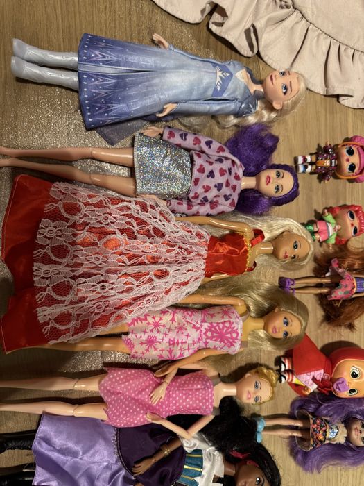 13 lalek Barbie, Enchantimals, cry babies, LOL + szafa z ubrankami ...
