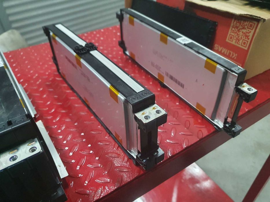 ВНАЯВНОСТІ Kona Батарея модуль ячейка lg chem e63b 60а 3.7в: 990 грн ...