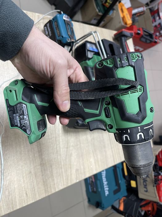 Hitachi DS18DBSL / безщіткові шуруповерти Хітачі: 2 199 грн ...