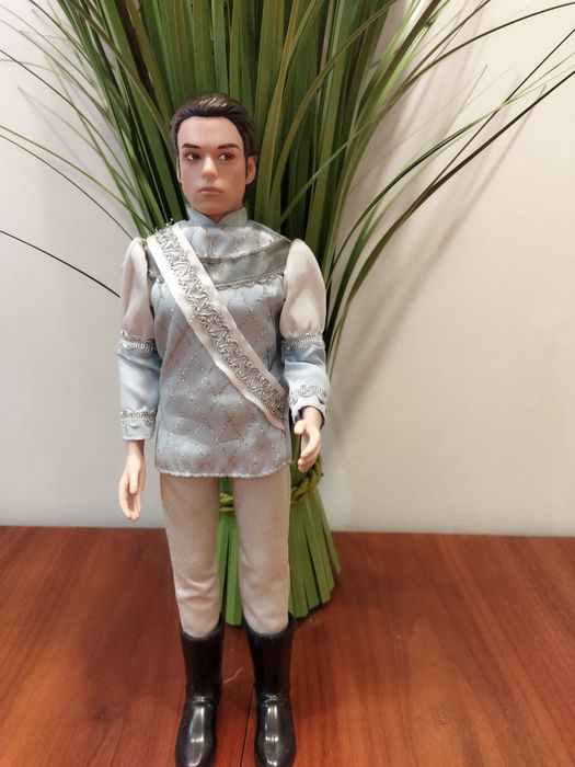 Richard Madden, Kit, książę Kit, Cinderella, Kopciuszek, Disney Lębork ...