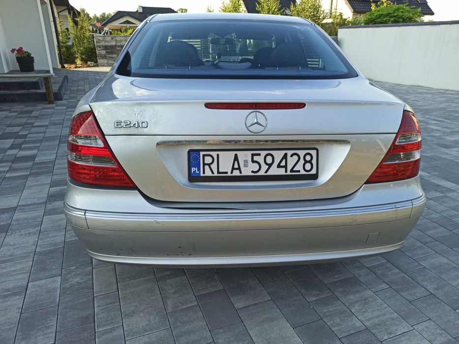 Mercedes e240 w211, 2004 2.6 benzyna manual Łańcut • OLX.pl