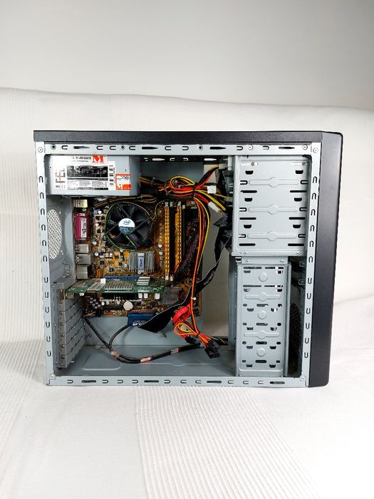 Komputer Stacjonarny PC Sprawny Ustka • OLX.pl