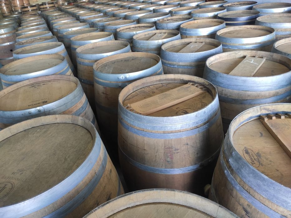 Pipos/Barricas/Pipas/Barris em madeira de castanho e carvalho - Novos Bougado (São Martinho E ...