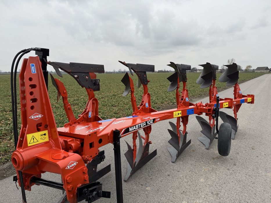 Kuhn master 100 !! Model 4+1 !! Plug obrotowy kverneland overum lemken ...