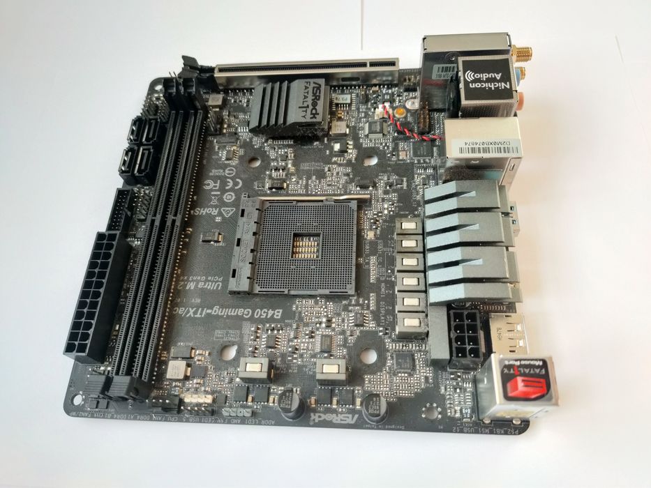 Материнська плата AsRock Fatal1ty b450 gaming-itx/ac: 4 500 грн ...