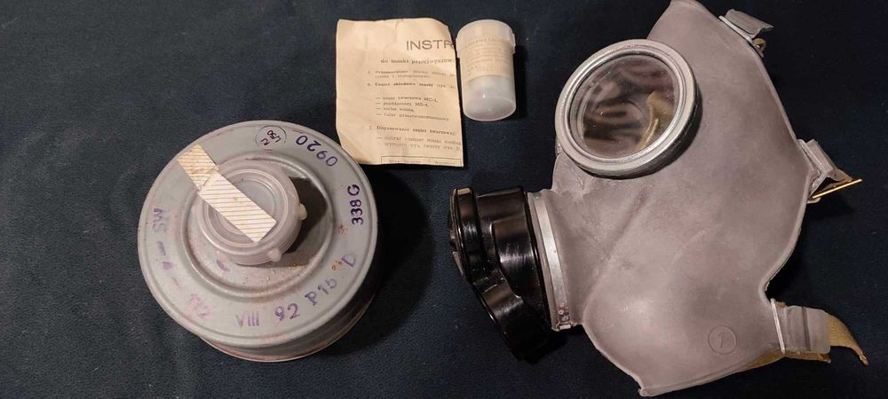 Maska przeciwgazowa MC-1 ,militaria,OC,milicja,ZOMO,PRL,WP,demobil Knurów • OLX.pl