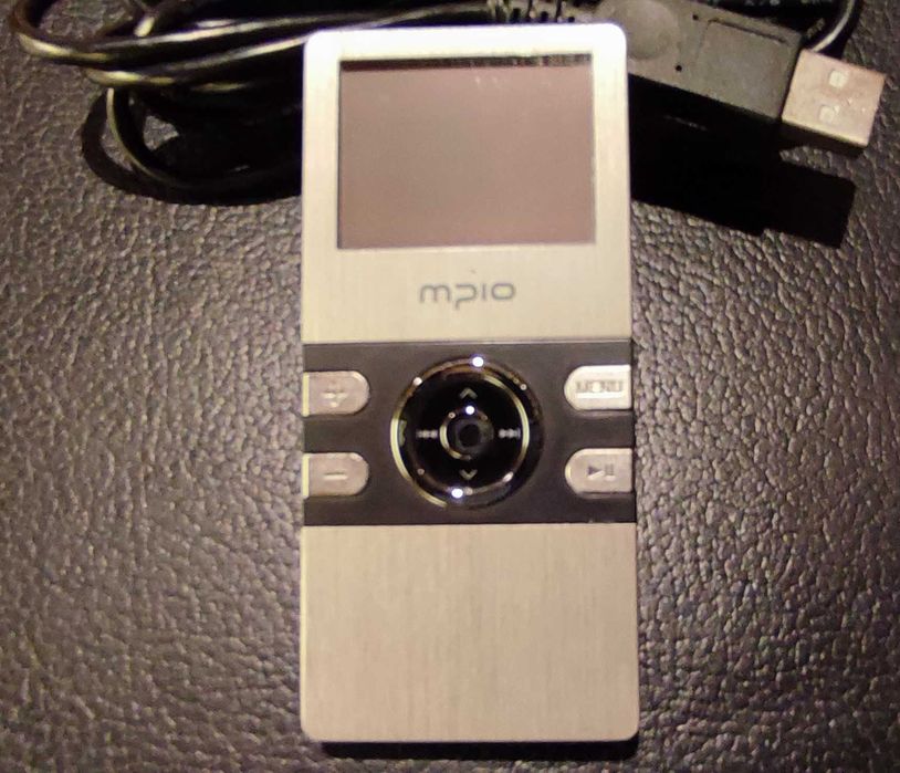 MPIO - odtwarzacz MG100-4GB, unikatowy z kolorowym wyświetlaczem ...