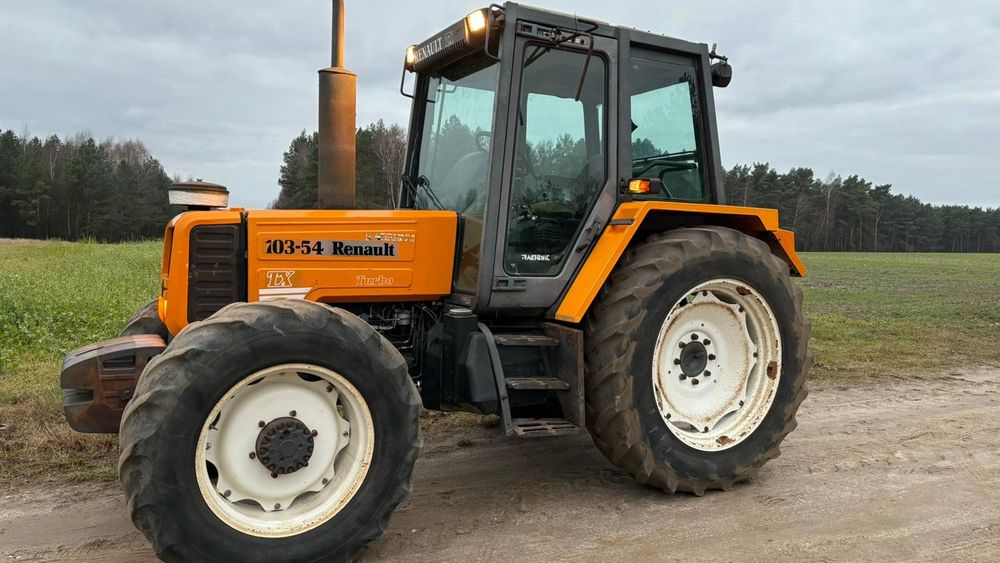 Ciągnik traktor Renault 103-54 Malanów • OLX.pl