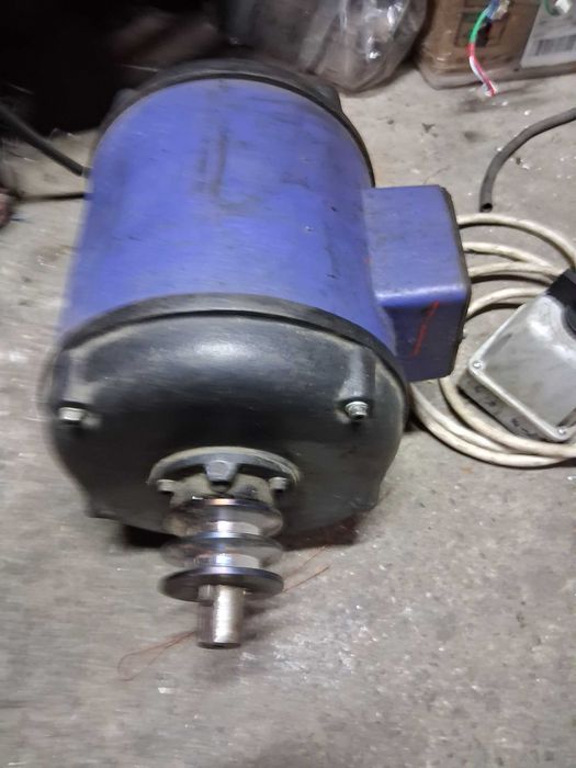 Silnik elektryczny 3 fazowy 5.5kw Książnice • OLX.pl