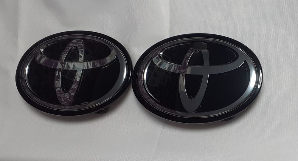 Эмблема значок логотип на решетку под дистроник Toyota camry 70,Rav4: 4 ...