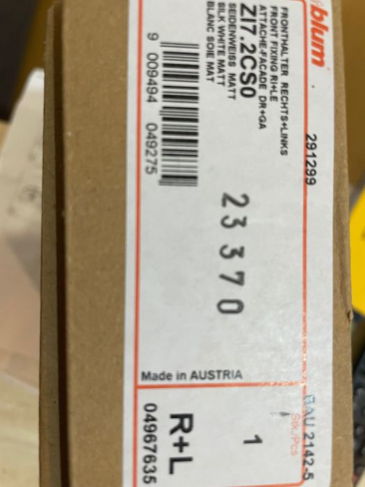 Zestaw mocowania frontu wew Blum legrabox Biały ZI7.2CS0 Warszawa Wilanów • OLX.pl