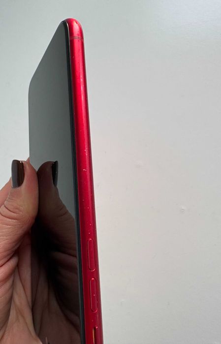 IPhone 11 64GB Vermelho, desbloqueado, funcional Lumiar • OLX.pt