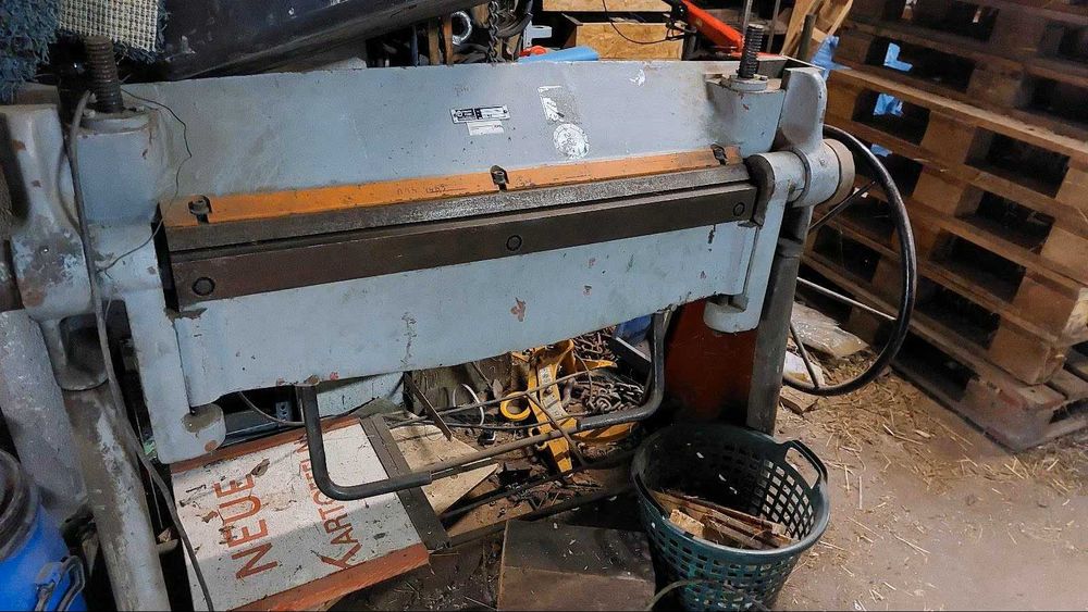 Zaginarka do blachy 3mm z Niemiec 1 metr masywne Bronisław • OLX.pl