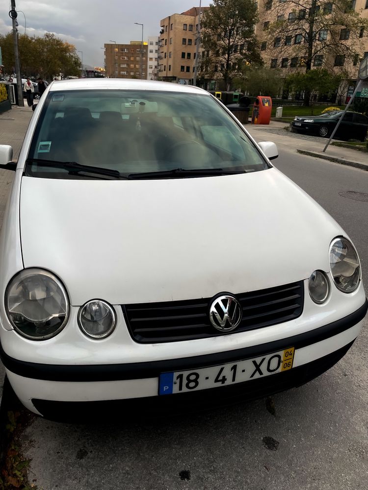 Usado VW Polo 2004 - 3 500 EUR, 224 000 km - Standvirtual.com