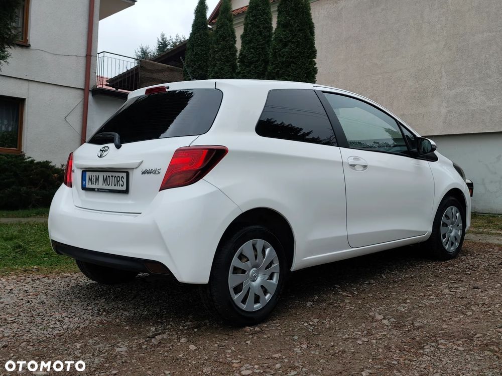 Używany Toyota Yaris Van 2016 - 15 900 PLN, 225 000 km - Otomoto.pl
