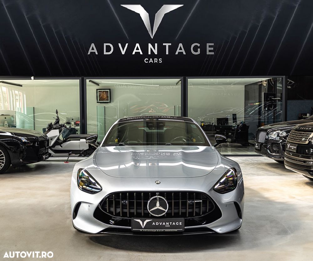 Utilizat Mercedes-Benz AMG GT 2024 - 202 263,11 EUR, 5 100 km - Autovit.ro