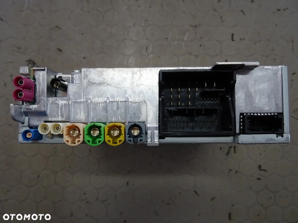 Używany Nawigacje GPS fabryczne - 2 000 PLN - Otomoto.pl