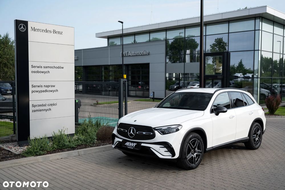 Używany Mercedes-Benz GLC 2024 - 240 000 PLN, 24 500 km - Otomoto.pl