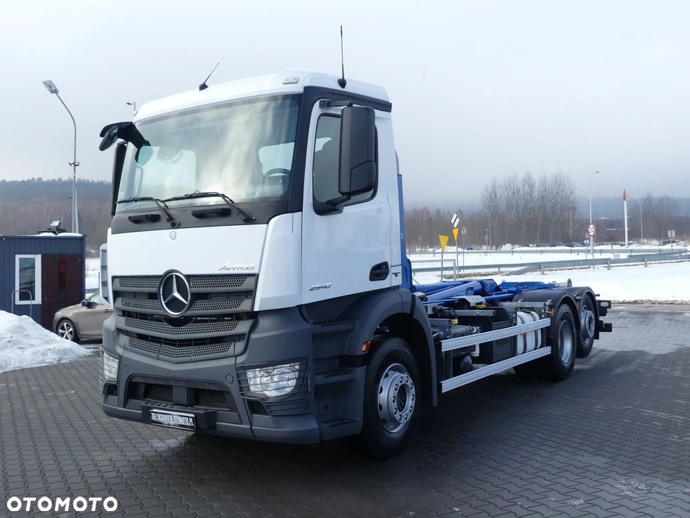 Używany Mercedes-Benz ANTOS 2540 / 6x2 / HAKOWIEC 20t / EURO 6 / 2015 - 149 000 PLN, 540 000 km ...