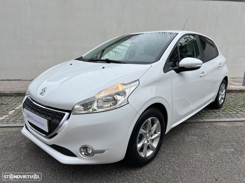 Usado Peugeot 208 VAN 1.4 HDI Active AC auto + Sensor Luz 2014 - 5 950 ...