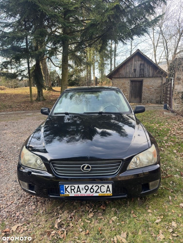 Używany Lexus IS 2000 - 10 000 PLN, 338 487 km - Otomoto.pl